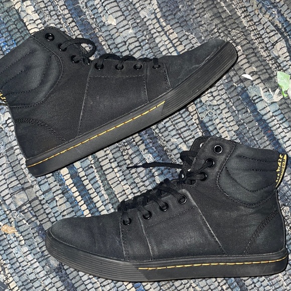 Dr. Martens | Shoes | Doc Martins | Poshmark